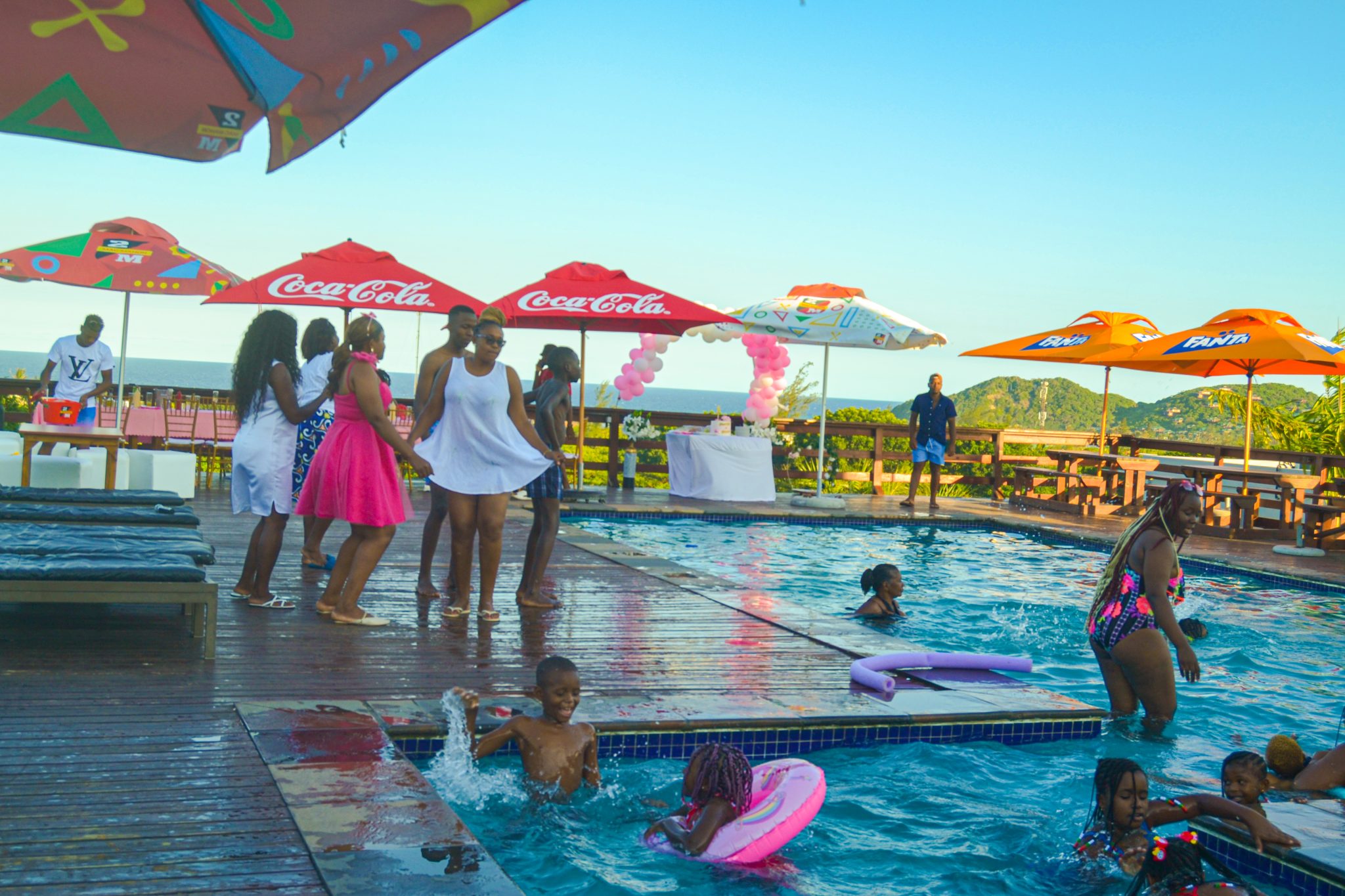 Ponta View – Serviços de Hotelaria